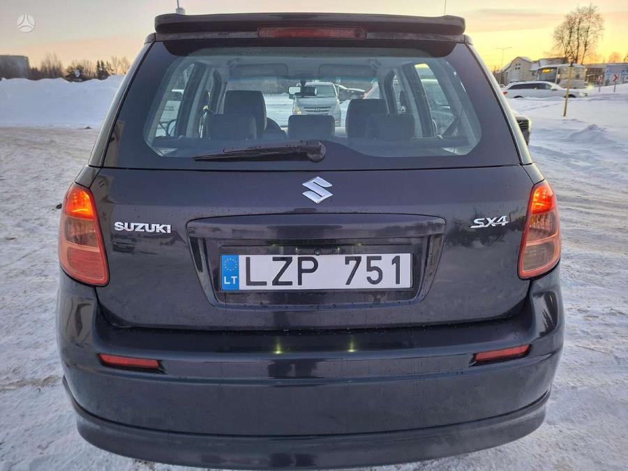 Melns Suzuki SX4 2007 Plungė, ar dzinēja tilpumu 1.91 L un nobraukumu 238 tūkst. km par 1450 €, foto 11 vietnē AUTOMOTO.COM.LV