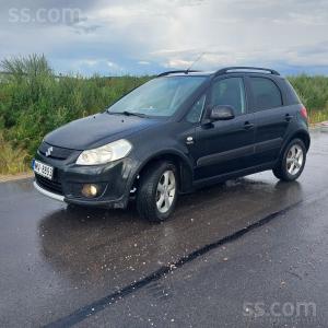 Black Suzuki SX4 2009 in Riga, with an engine capacity of 1.90 L and mileage of 238 thousand km for 3770 €, photo 8 on AUTOMOTO.COM.LV