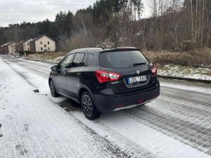Melns Suzuki SX4 2016 Viļņa, ar dzinēja tilpumu 1.59 L un nobraukumu 80 tūkst. km par 8600 €, foto 3 vietnē AUTOMOTO.COM.LV