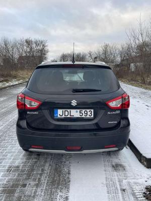 Melns Suzuki SX4 2016 Viļņa, ar dzinēja tilpumu 1.59 L un nobraukumu 80 tūkst. km par 8600 €, foto 4 vietnē AUTOMOTO.COM.LV
