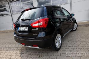 Black Suzuki SX4 2018 in Riga, with an engine capacity of 1.00 L and mileage of 0 thousand km for 7995 €, photo 6 on AUTOMOTO.COM.LV