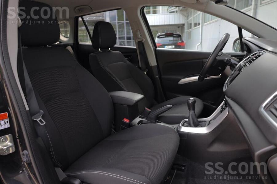 Black Suzuki SX4 2018 in Riga, with an engine capacity of 1.00 L and mileage of 0 thousand km for 7995 €, photo 16 on AUTOMOTO.COM.LV