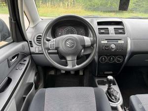 Black Suzuki SX4 2007 in Alytus, with an engine capacity of 1.87 L and mileage of 180 thousand km for 2200 €, photo 14 on AUTOMOTO.COM.LV