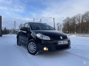 Melns Suzuki SX4 2010 Tauragė, ar dzinēja tilpumu 1.59 L un nobraukumu 194 tūkst. km par 2500 €, foto  vietnē AUTOMOTO.COM.LV