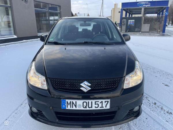 Melns Suzuki SX4 2010 Tauragė, ar dzinēja tilpumu 1.59 L un nobraukumu 194 tūkst. km par 2500 €, foto 4 vietnē AUTOMOTO.COM.LV