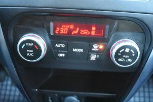Black Suzuki SX4 2012 in Talsi, with an engine capacity of 2.00 L and mileage of 170 thousand km for 6200 €, photo 16 on AUTOMOTO.COM.LV