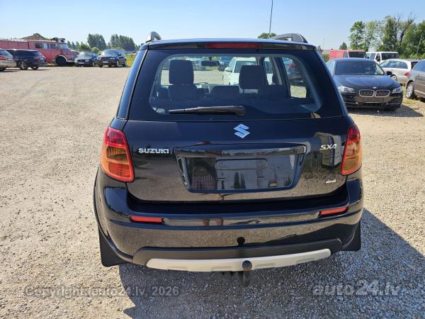 Black Suzuki SX4 2013 in Tartu, with an engine capacity of 1.60 L and mileage of 176 thousand km for 5990 €, photo 4 on AUTOMOTO.COM.LV