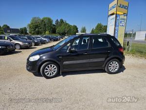 Black Suzuki SX4 2013 in Tartu, with an engine capacity of 1.60 L and mileage of 176 thousand km for 5990 €, photo 7 on AUTOMOTO.COM.LV