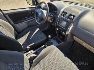 Black Suzuki SX4 2013 in Tartu, with an engine capacity of 1.60 L and mileage of 176 thousand km for 5990 €, photo 12 on AUTOMOTO.COM.LV