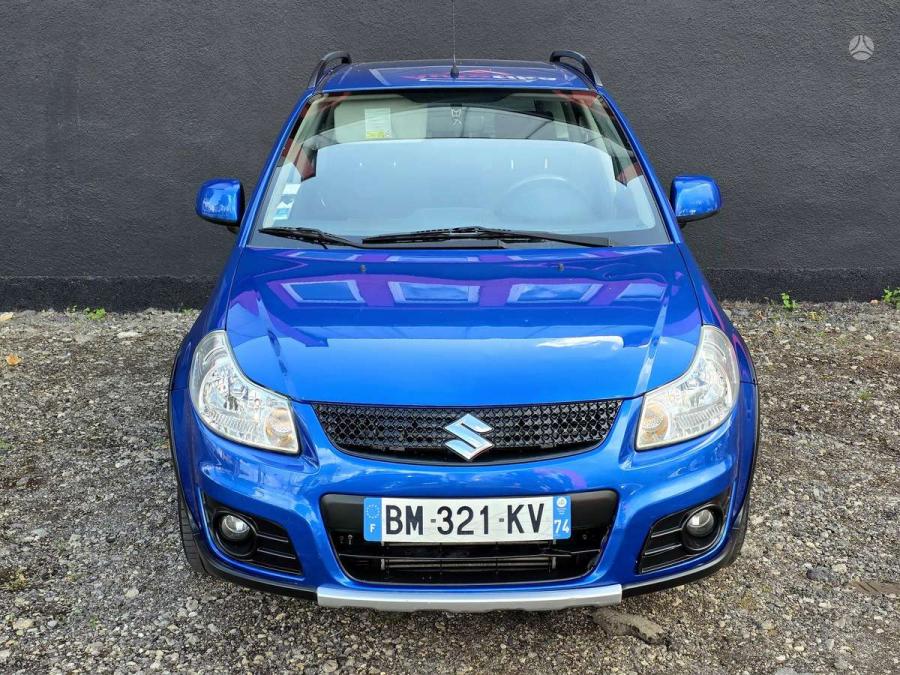Blue Suzuki SX4 2011 in Siauliai, with an engine capacity of 1.96 L and mileage of 165 thousand km for 3200 €, photo 3 on AUTOMOTO.COM.LV
