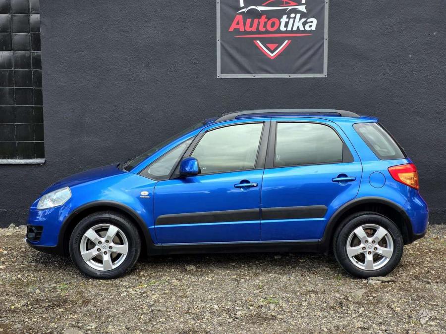 Blue Suzuki SX4 2011 in Siauliai, with an engine capacity of 1.96 L and mileage of 165 thousand km for 3200 €, photo 5 on AUTOMOTO.COM.LV