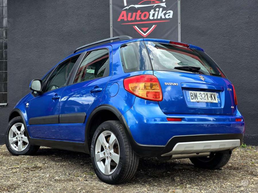 Blue Suzuki SX4 2011 in Siauliai, with an engine capacity of 1.96 L and mileage of 165 thousand km for 3200 €, photo 6 on AUTOMOTO.COM.LV