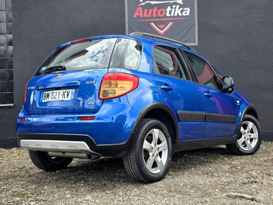 Blue Suzuki SX4 2011 in Siauliai, with an engine capacity of 1.96 L and mileage of 165 thousand km for 3200 €, photo 8 on AUTOMOTO.COM.LV