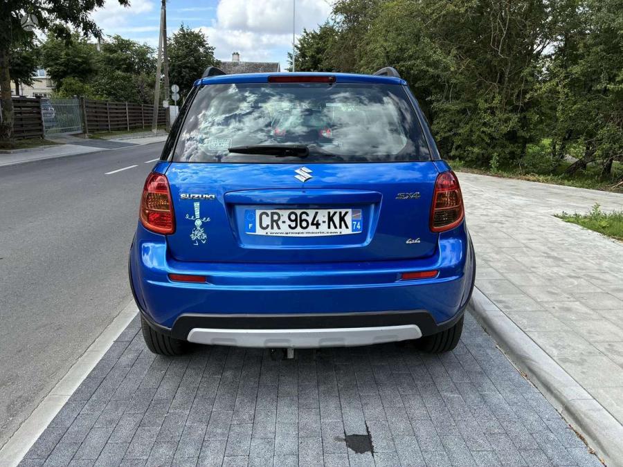 Blue Suzuki SX4 2013 in Panevezys, with an engine capacity of 1.96 L and mileage of 180 thousand km for 5100 €, photo 5 on AUTOMOTO.COM.LV