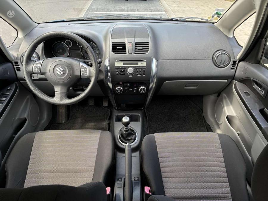 Blue Suzuki SX4 2013 in Panevezys, with an engine capacity of 1.96 L and mileage of 180 thousand km for 5100 €, photo 10 on AUTOMOTO.COM.LV