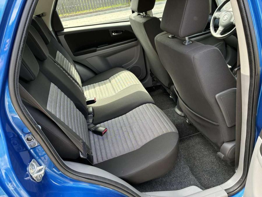 Blue Suzuki SX4 2013 in Panevezys, with an engine capacity of 1.96 L and mileage of 180 thousand km for 5100 €, photo 14 on AUTOMOTO.COM.LV
