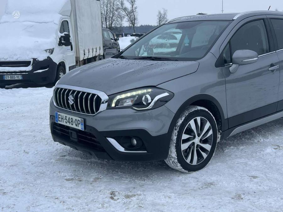Zils Suzuki SX4 2016 Tauragė, ar dzinēja tilpumu 1.60 L un nobraukumu 202 tūkst. km par 7900 €, foto 2 vietnē AUTOMOTO.COM.LV