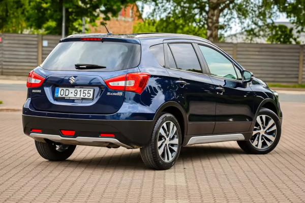 Blue Suzuki SX4 2018 in Jelgava, with an engine capacity of 1.40 L and mileage of 0 thousand km for 9990 €, photo 5 on AUTOMOTO.COM.LV