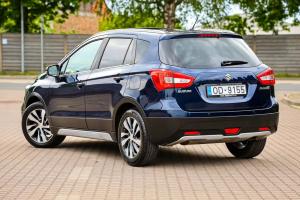 Zils Suzuki SX4 2018 Jelgava, ar dzinēja tilpumu 1.40 L un nobraukumu 0 tūkst. km par 9990 €, foto 8 vietnē AUTOMOTO.COM.LV