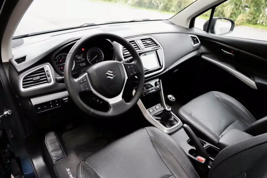 Zils Suzuki SX4 2018 Jelgava, ar dzinēja tilpumu 1.40 L un nobraukumu 0 tūkst. km par 9990 €, foto 11 vietnē AUTOMOTO.COM.LV