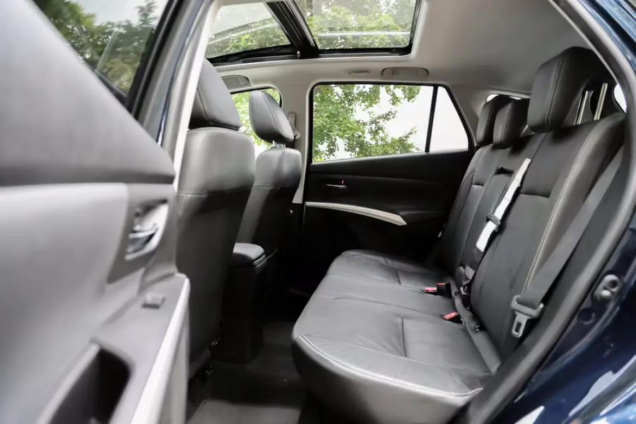 Zils Suzuki SX4 2018 Jelgava, ar dzinēja tilpumu 1.40 L un nobraukumu 0 tūkst. km par 9990 €, foto 13 vietnē AUTOMOTO.COM.LV