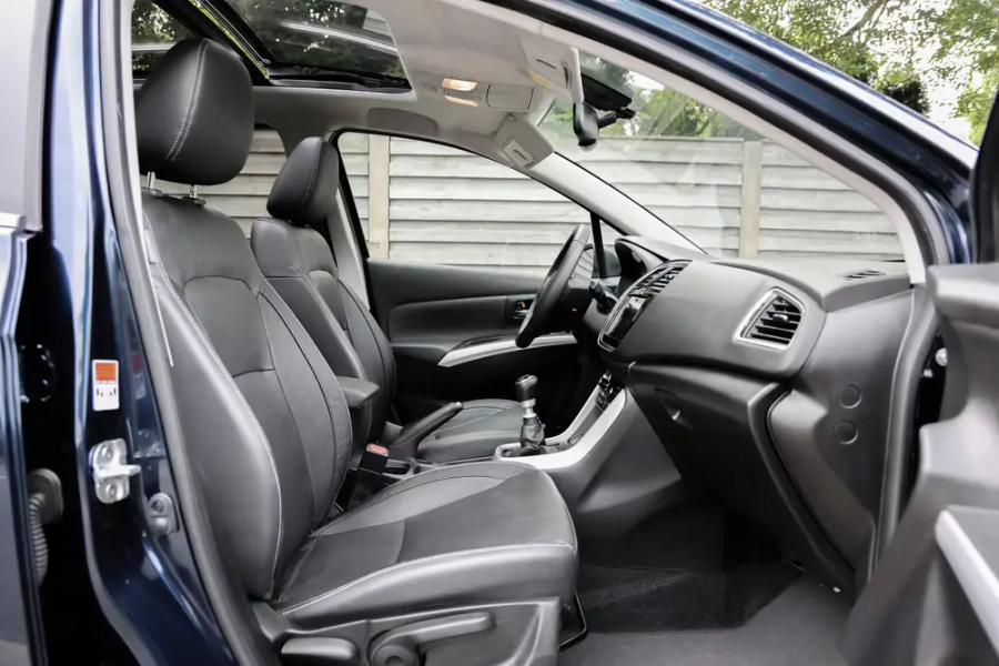 Zils Suzuki SX4 2018 Jelgava, ar dzinēja tilpumu 1.40 L un nobraukumu 0 tūkst. km par 9990 €, foto 15 vietnē AUTOMOTO.COM.LV