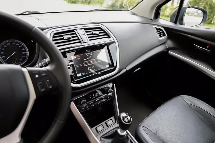 Zils Suzuki SX4 2018 Jelgava, ar dzinēja tilpumu 1.40 L un nobraukumu 0 tūkst. km par 9990 €, foto 24 vietnē AUTOMOTO.COM.LV