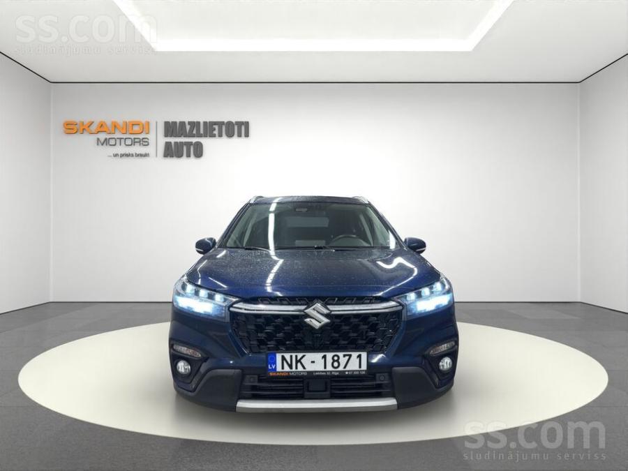 Blue Suzuki SX4 2023 in Riga, with an engine capacity of 1.40 L and mileage of 63 thousand km for 17990 €, photo 3 on AUTOMOTO.COM.LV