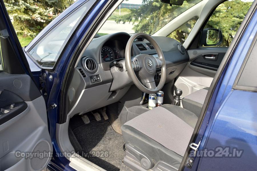 Zils Suzuki SX4 2007 Tartu, ar dzinēja tilpumu 1.60 L un nobraukumu 214 tūkst. km par 2999 €, foto 12 vietnē AUTOMOTO.COM.LV