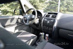 Zils Suzuki SX4 2007 Tartu, ar dzinēja tilpumu 1.60 L un nobraukumu 214 tūkst. km par 2999 €, foto 15 vietnē AUTOMOTO.COM.LV