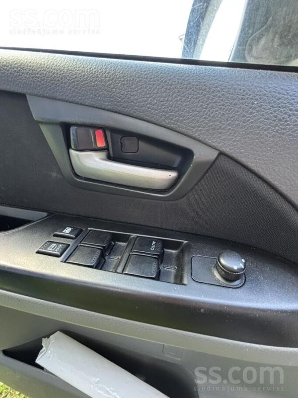 Zils Suzuki SX4 2008 Limbaži, ar dzinēja tilpumu 1.60 L un nobraukumu 247 tūkst. km par 2000 €, foto 6 vietnē AUTOMOTO.COM.LV