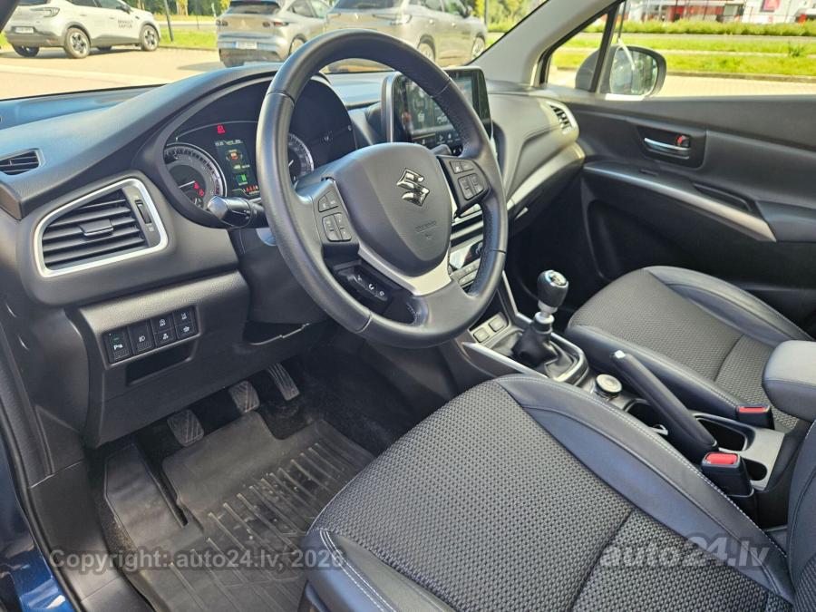 Zils Suzuki SX4 2023 Tartu, ar dzinēja tilpumu 1.37 L un nobraukumu 43 tūkst. km par 19900 €, foto 8 vietnē AUTOMOTO.COM.LV