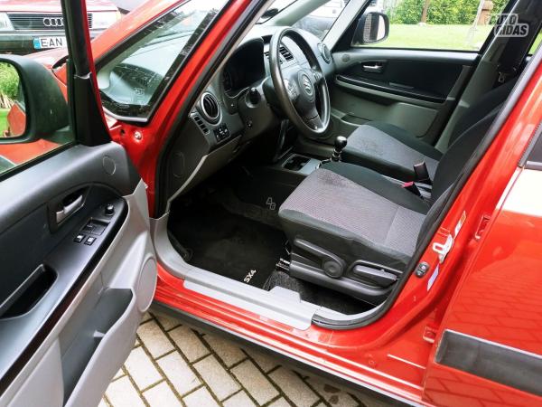 Suzuki SX4 2008 Druskininkai, ar dzinēja tilpumu 1.90 L un nobraukumu 198 tūkst. km par 2700 €, foto 4 vietnē AUTOMOTO.COM.LV