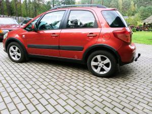 Suzuki SX4 2008 in Druskininkai, with an engine capacity of 1.90 L and mileage of 198 thousand km for 2700 €, photo 6 on AUTOMOTO.COM.LV