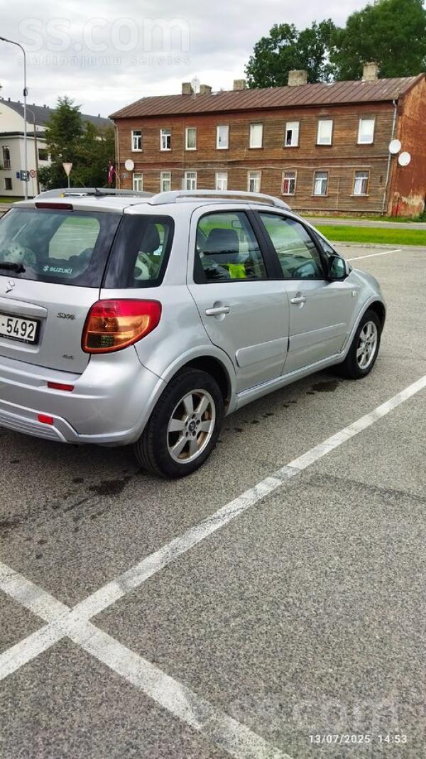 Suzuki SX4 2008 Rīga, ar dzinēja tilpumu 1.60 L un nobraukumu 147 tūkst. km par 2880 €, foto 4 vietnē AUTOMOTO.COM.LV