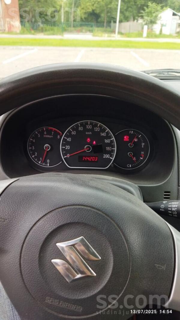 Suzuki SX4 2008 Rīga, ar dzinēja tilpumu 1.60 L un nobraukumu 147 tūkst. km par 2880 €, foto 8 vietnē AUTOMOTO.COM.LV