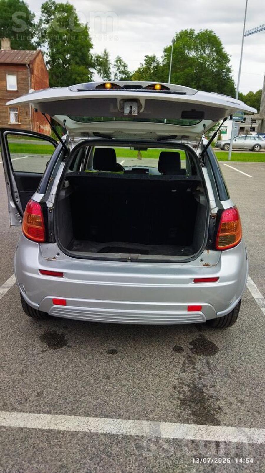 Suzuki SX4 2008 Rīga, ar dzinēja tilpumu 1.60 L un nobraukumu 147 tūkst. km par 2880 €, foto 11 vietnē AUTOMOTO.COM.LV
