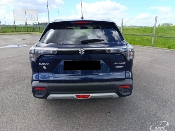 Suzuki SX4 2022 in Vilnius, with an engine capacity of 1.37 L and mileage of 64 thousand km for 18500 €, photo 4 on AUTOMOTO.COM.LV