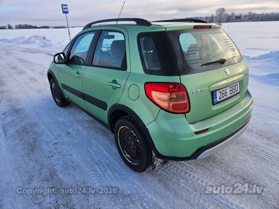 Zaļš Suzuki SX4 2008 Rakvere, ar dzinēja tilpumu 1.60 L un nobraukumu 196 tūkst. km par 3200 €, foto 2 vietnē AUTOMOTO.COM.LV
