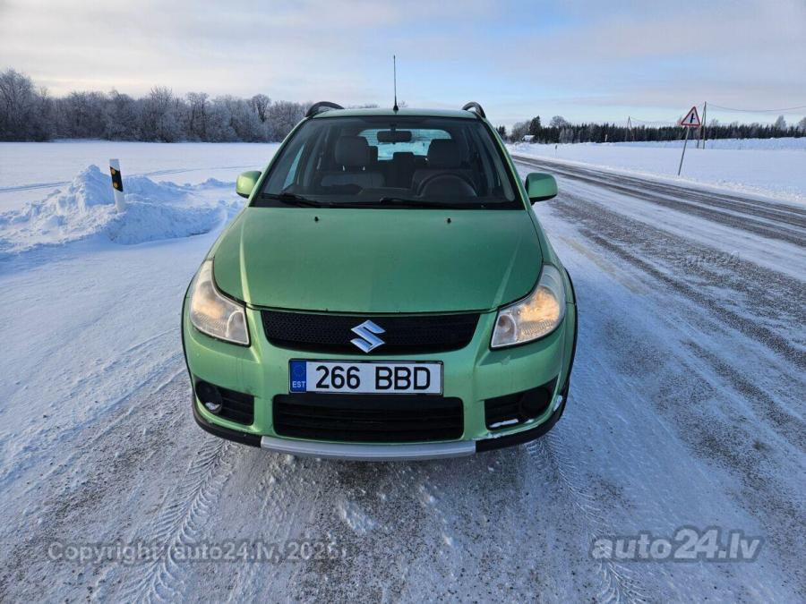 Zaļš Suzuki SX4 2008 Rakvere, ar dzinēja tilpumu 1.60 L un nobraukumu 196 tūkst. km par 3200 €, foto 4 vietnē AUTOMOTO.COM.LV
