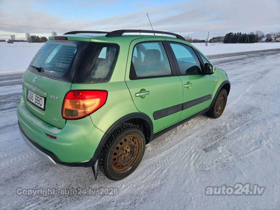 Zaļš Suzuki SX4 2008 Rakvere, ar dzinēja tilpumu 1.60 L un nobraukumu 196 tūkst. km par 3200 €, foto 6 vietnē AUTOMOTO.COM.LV