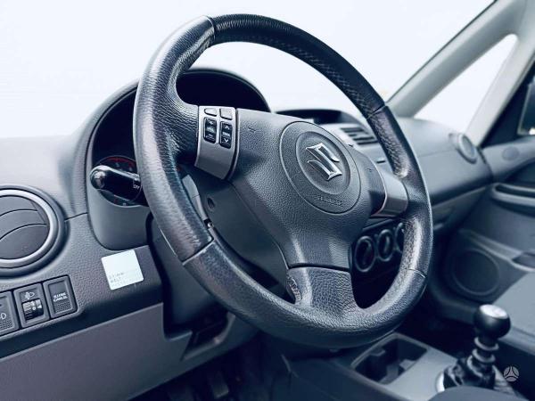 Zaļš Suzuki SX4 2008 Utena, ar dzinēja tilpumu 1.87 L un nobraukumu 298 tūkst. km par 3950 €, foto 2 vietnē AUTOMOTO.COM.LV