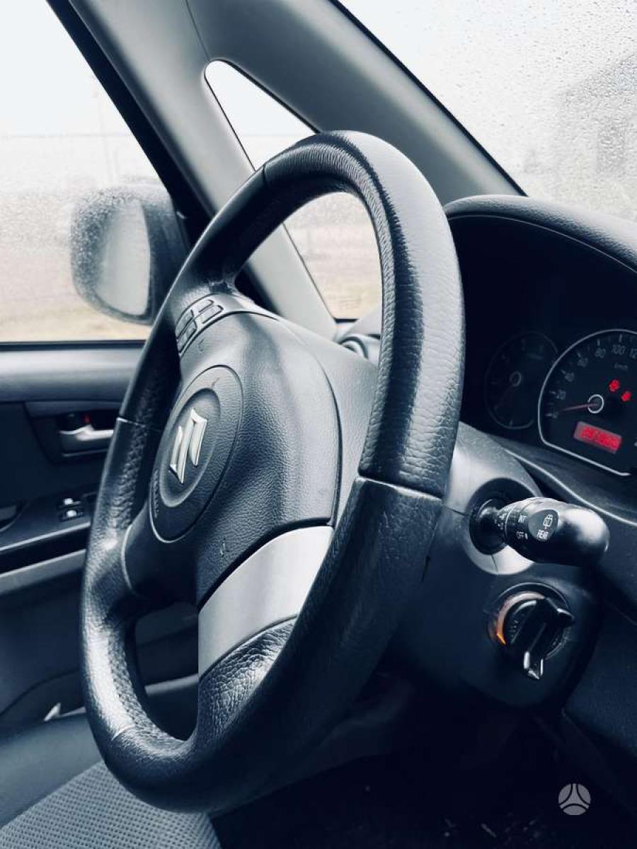 Zaļš Suzuki SX4 2008 Utena, ar dzinēja tilpumu 1.87 L un nobraukumu 298 tūkst. km par 3950 €, foto 49 vietnē AUTOMOTO.COM.LV
