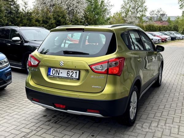 Green Suzuki SX4 2014 in Riga, with an engine capacity of 1.60 L and mileage of 229 thousand km for 8800 €, photo 3 on AUTOMOTO.COM.LV