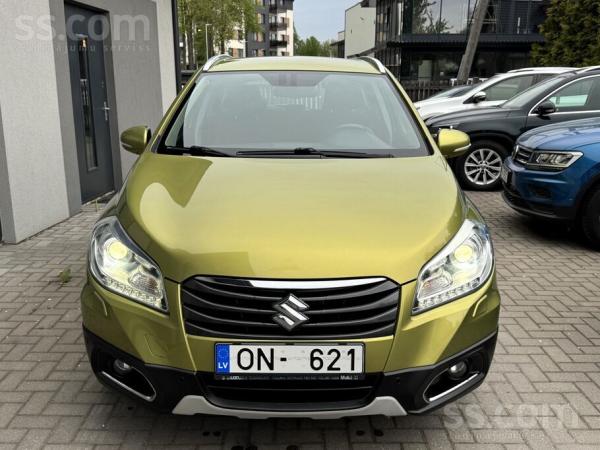 Green Suzuki SX4 2014 in Riga, with an engine capacity of 1.60 L and mileage of 229 thousand km for 8800 €, photo 6 on AUTOMOTO.COM.LV