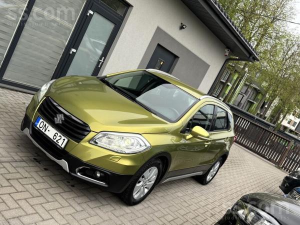 Green Suzuki SX4 2014 in Riga, with an engine capacity of 1.60 L and mileage of 229 thousand km for 8800 €, photo 7 on AUTOMOTO.COM.LV