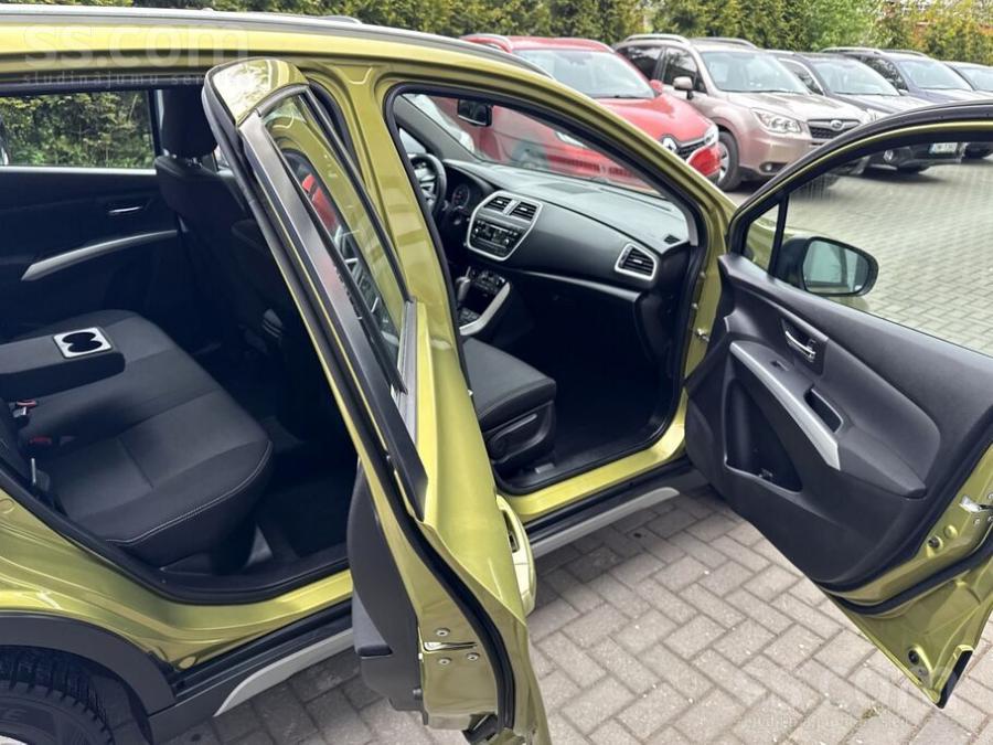 Green Suzuki SX4 2014 in Riga, with an engine capacity of 1.60 L and mileage of 229 thousand km for 8800 €, photo 12 on AUTOMOTO.COM.LV