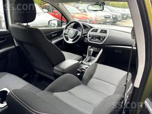 Green Suzuki SX4 2014 in Riga, with an engine capacity of 1.60 L and mileage of 229 thousand km for 8800 €, photo 13 on AUTOMOTO.COM.LV