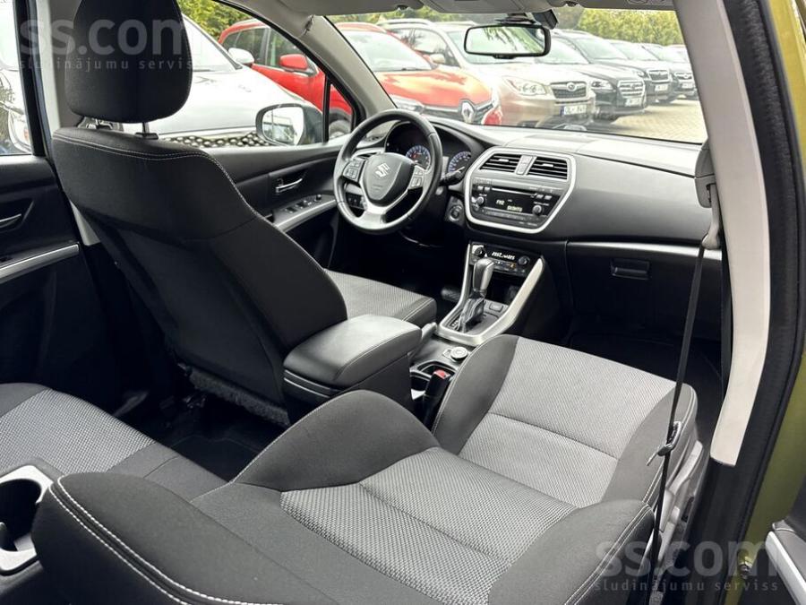 Green Suzuki SX4 2014 in Riga, with an engine capacity of 1.60 L and mileage of 229 thousand km for 8800 €, photo 13 on AUTOMOTO.COM.LV