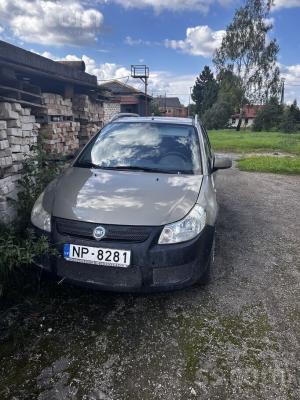 Pelēks Suzuki SX4 2006 Liepāja, ar dzinēja tilpumu 1.90 L un nobraukumu 350 tūkst. km par 400 €, foto  vietnē AUTOMOTO.COM.LV